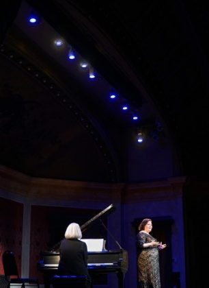 Rising Star Barton, In Opera Timeout, Shines In Recital | Classical ...